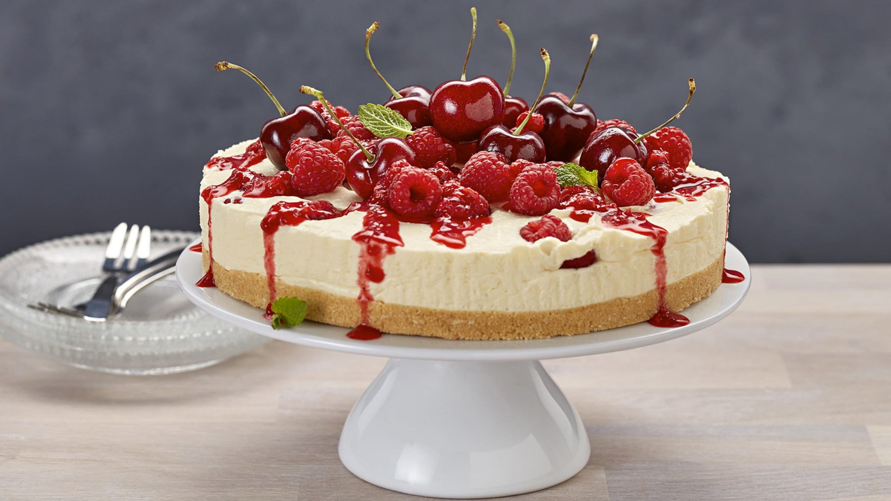 No Bake Berry Cheesecake CSR Sugar no-bake-berry-cheesecake-csr-sugar